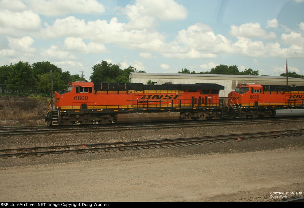 BNSF 6800